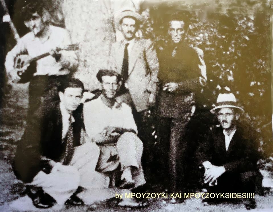Βασίλης Τσιτσάνης 'Βλαχος' 18 Ιανουαρίου (1915 - 1984) | Μπουζούκι Και ...