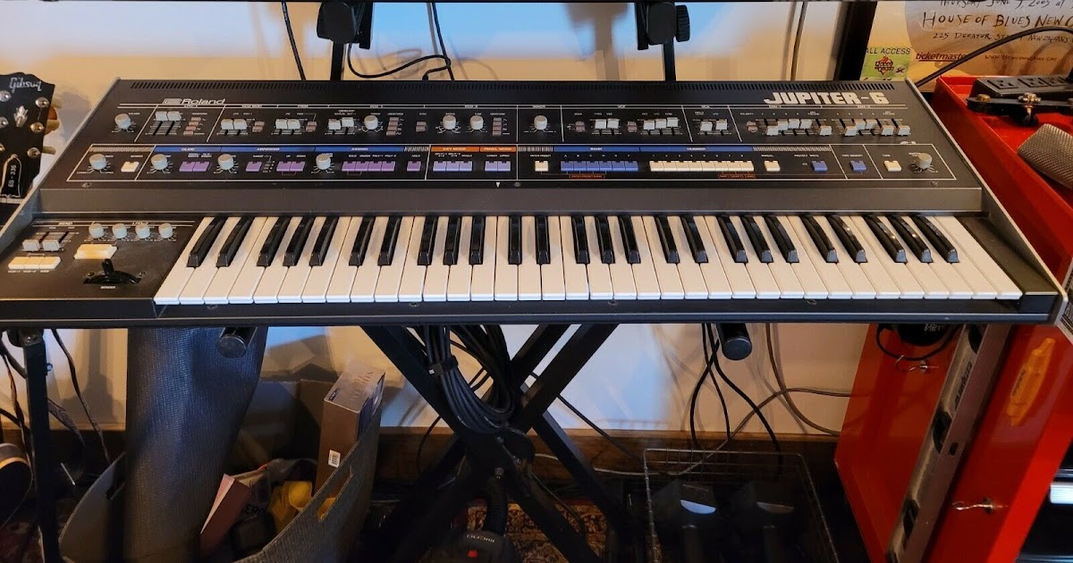 MATRIXSYNTH: Roland Jupiter 6 Analog Synth Synthesizer with New Gator ...
