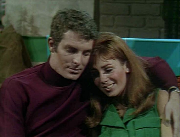 Random Fandoms: Dark Shadows character profile, Victoria Winters/Maggie ...