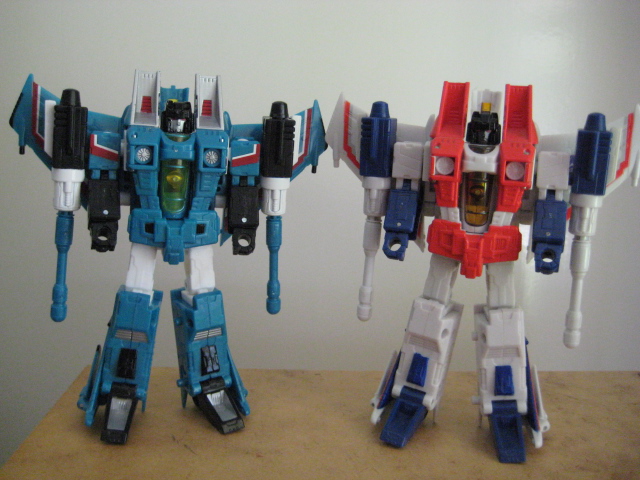 ChCse's blog: Toy Review: Transformers BotCon 2013 Rainmakers Bitstream