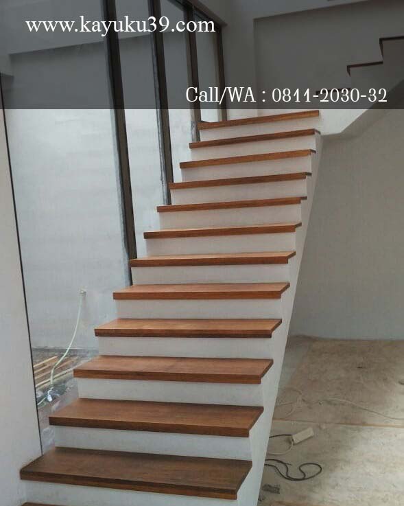 Tangga Lapis Kayu
