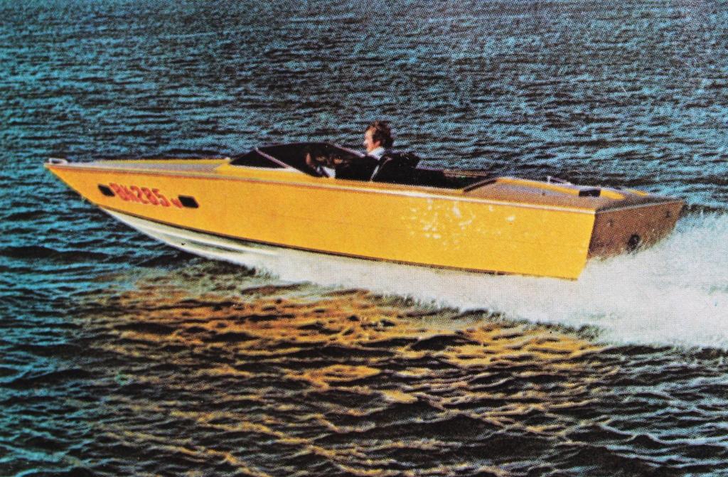 AUSSIE SKIBOATS: CONNELLY CRAFT 19