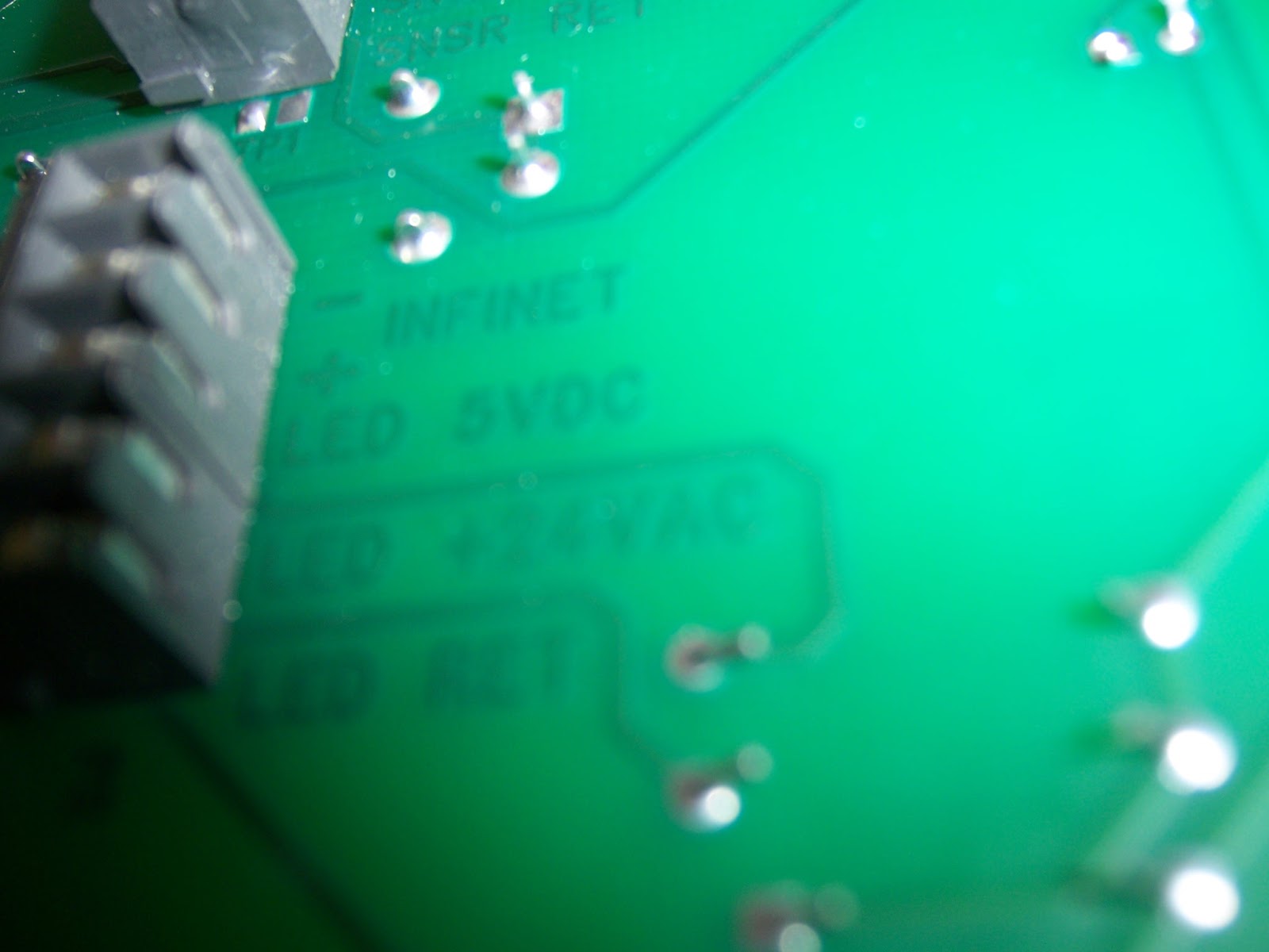 Brian Ó Broin pearsanta personal: Hack an Andover TAC Temperature Sensor?