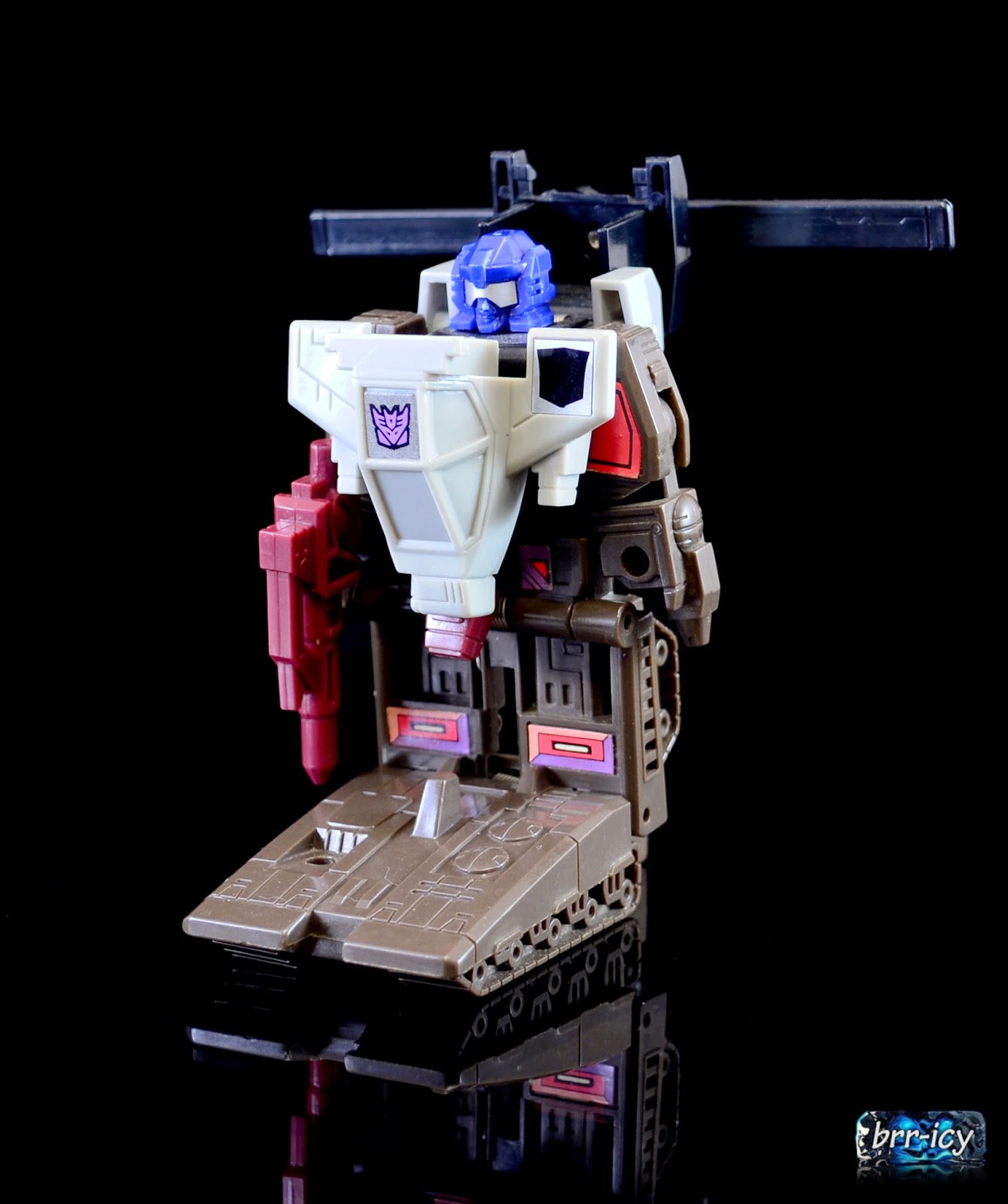 Brr-icy's Transformers Reviews: Short and Sweet: the Duocons.
