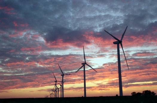 Positive and negative characteristics of wind energy