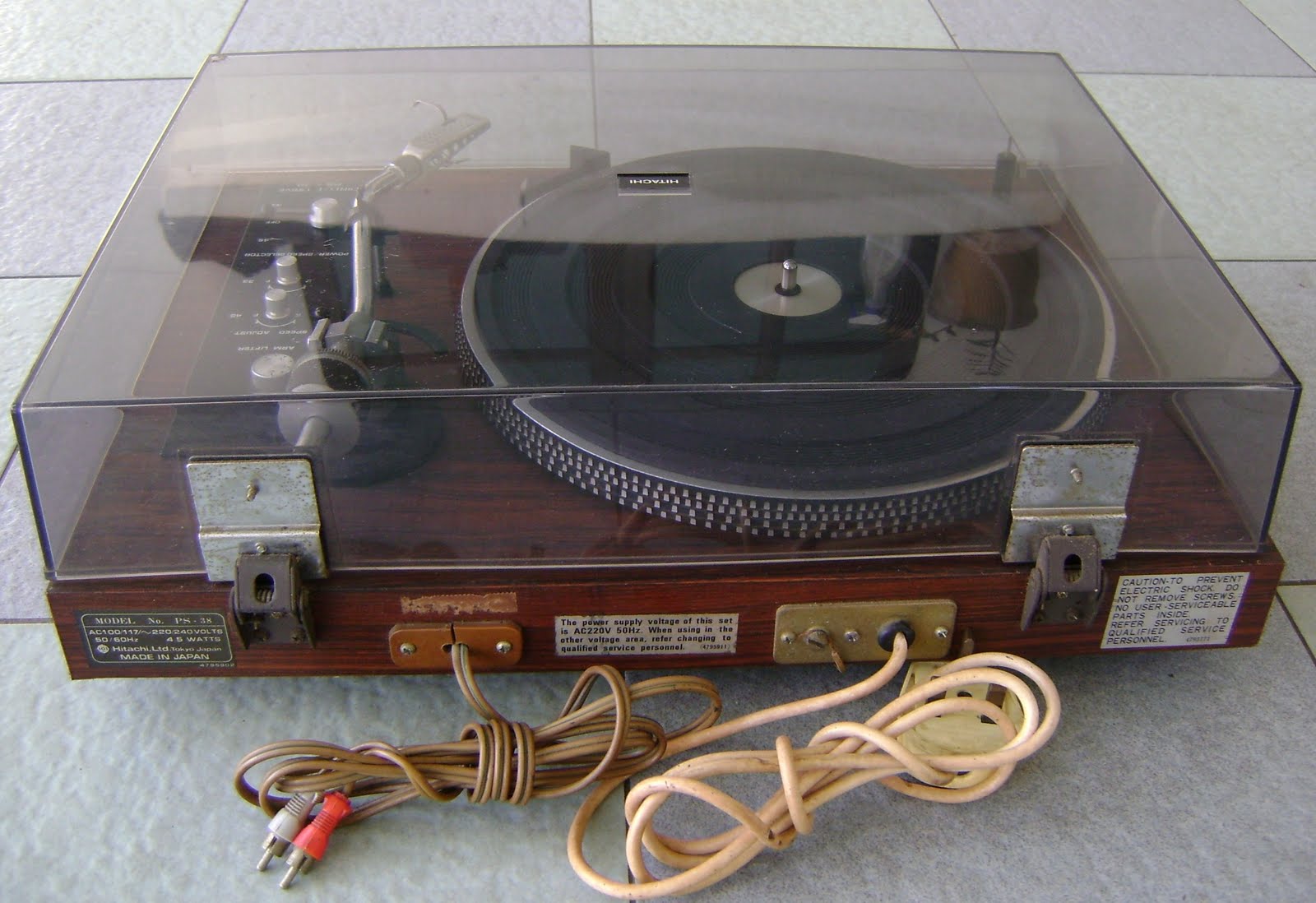 Hitachi PS-38 turntable ( Used ) Sold