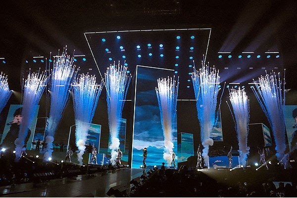 The Holiday and Travel Magazine: IMPACT Arena finally swings its doors ...