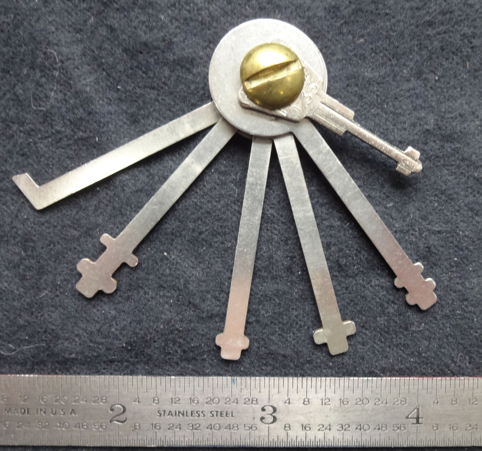 Phil osophy: Luggage Locks and Skeleton Keys