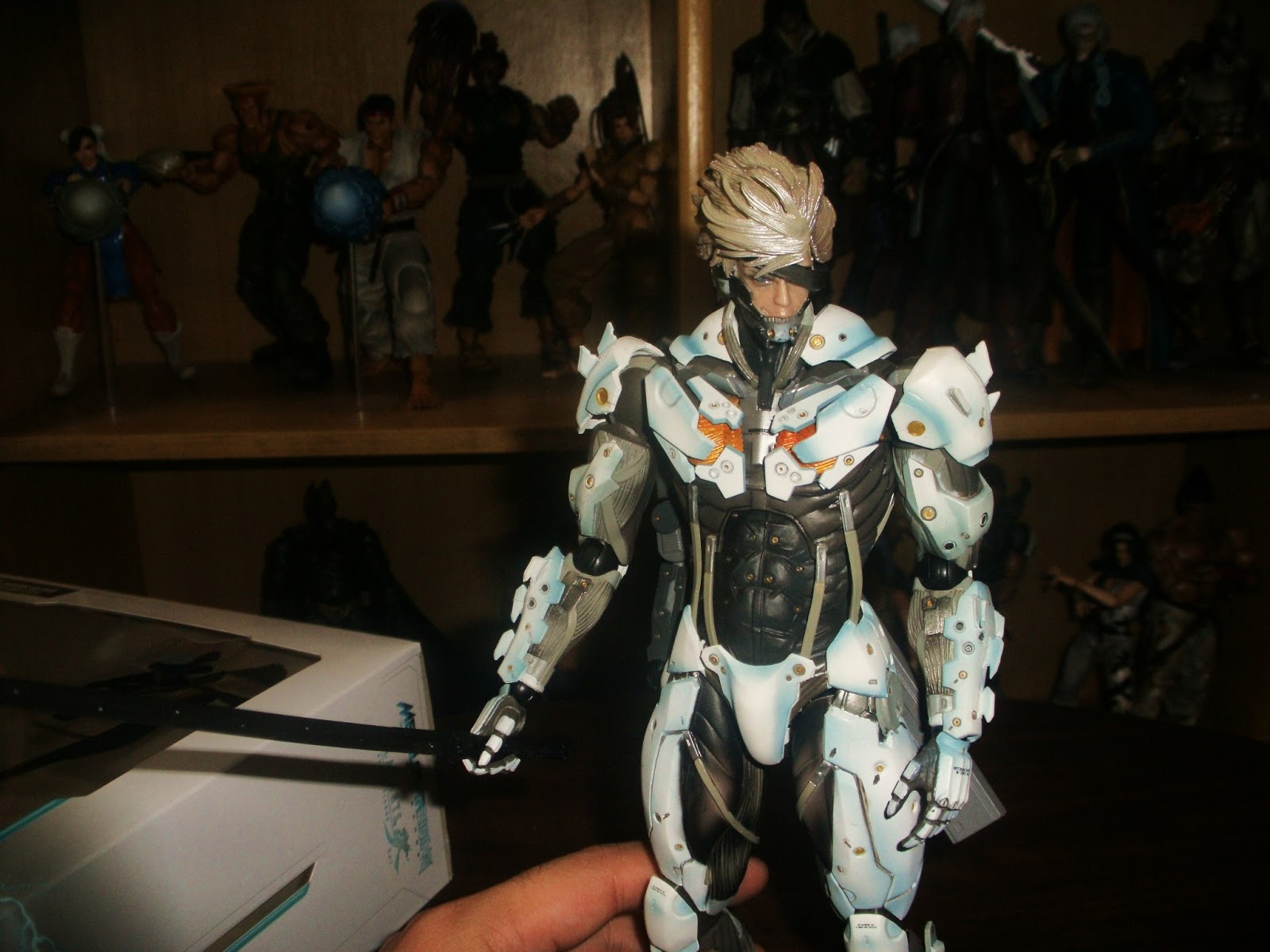 Angels and Summer: Play Arts Kai Raiden White Version - MGRR