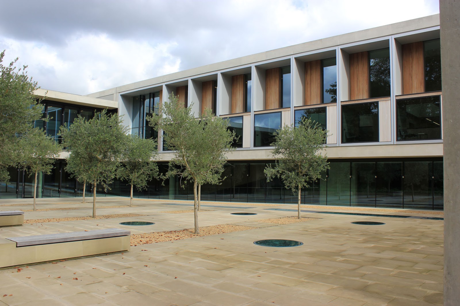biospeak: sainsbury laboratory by stanton williams