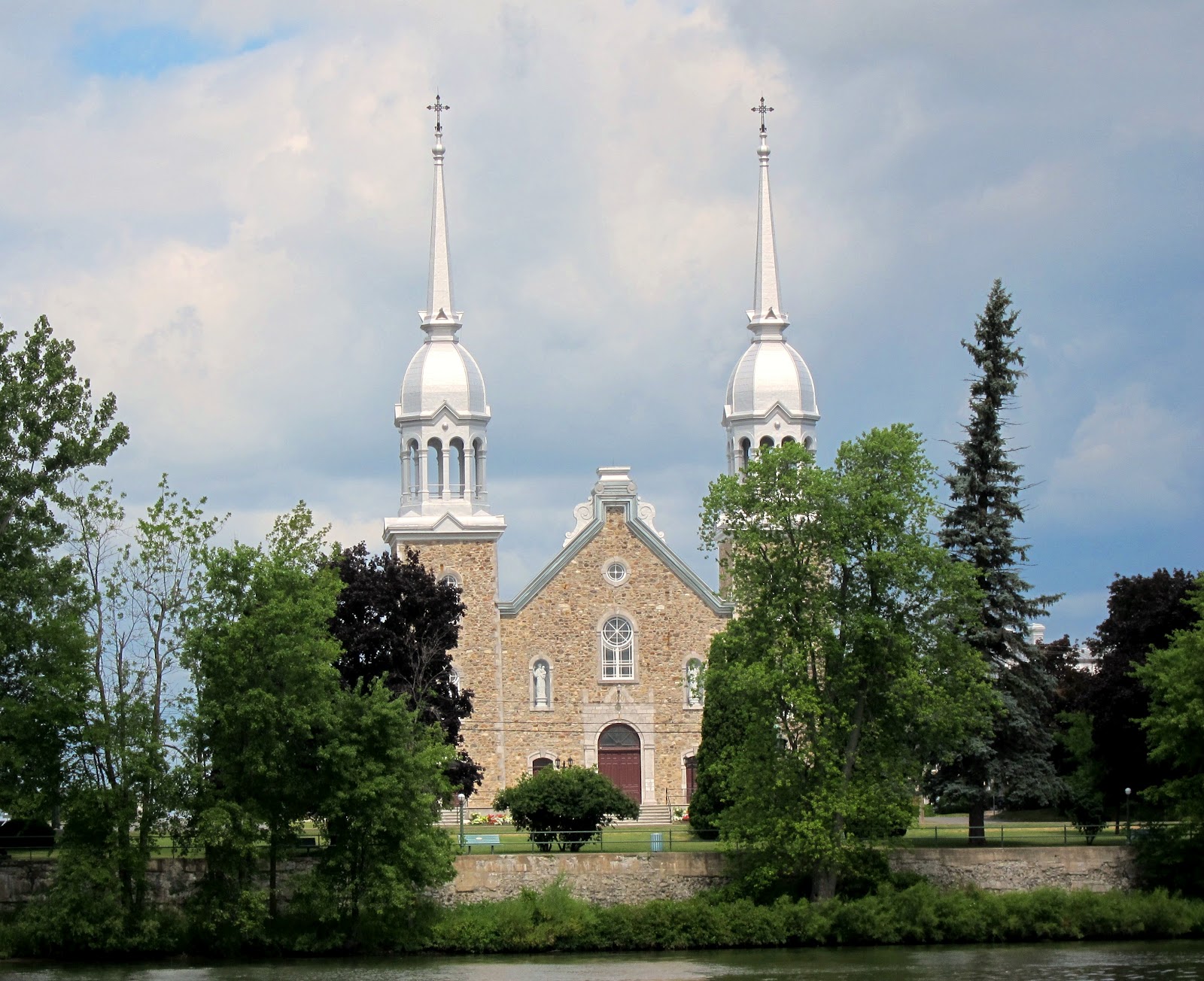 Dunworkin Travels: Chambly, Canada