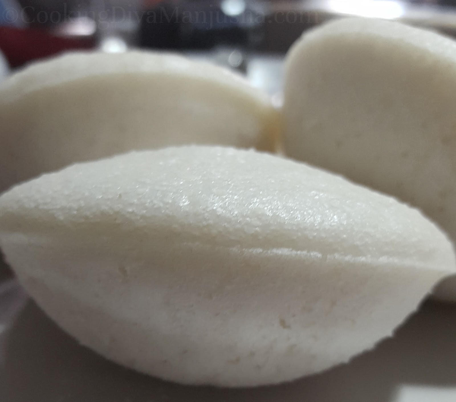 How I make soft,fluffy,spongy Idli WITHOUT any Idli rice in 3 ways