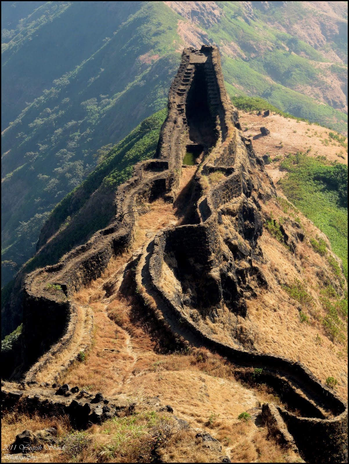 A2Yshindephotography: Torna Trek 2011