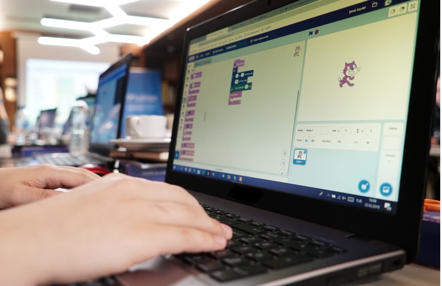 Minik Eller Kod Yazıyor Projesi’nde Scratch Cup başvuruları başladı ...