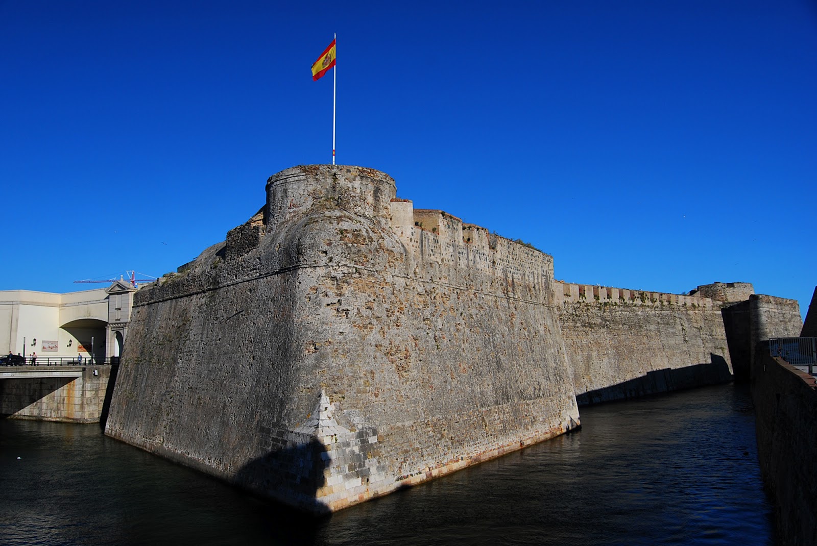 Cajón de I. Guijarro S.: MURALLAS REALES - (Ceuta)