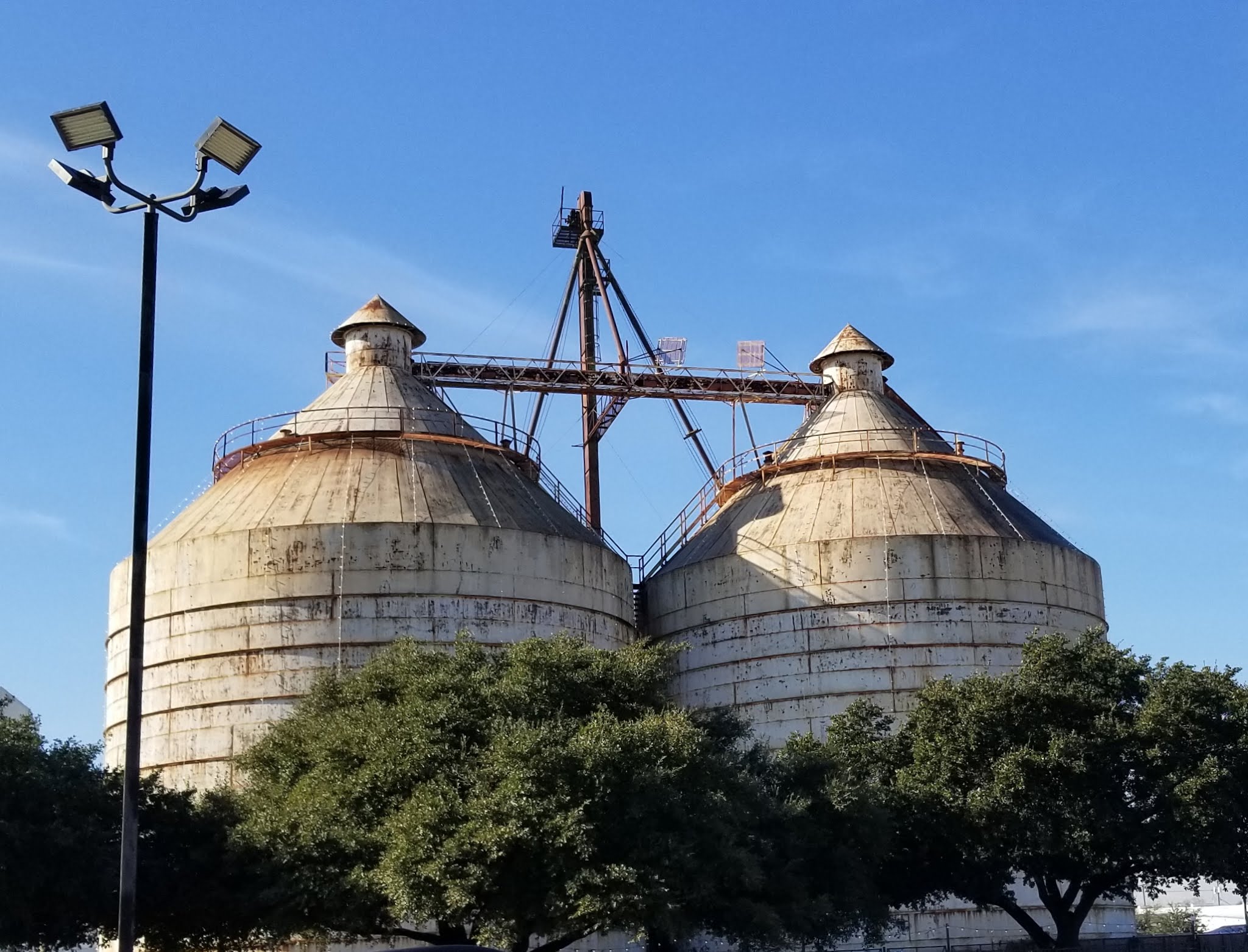 A Visit to the Magnolia Silos in Waco, Texas - Robin Kramer Writes