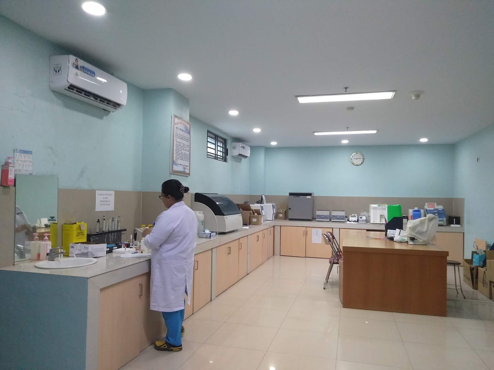 RUMAH SAKIT UMUM MITRA SEJATI: Instalasi Laboratorium