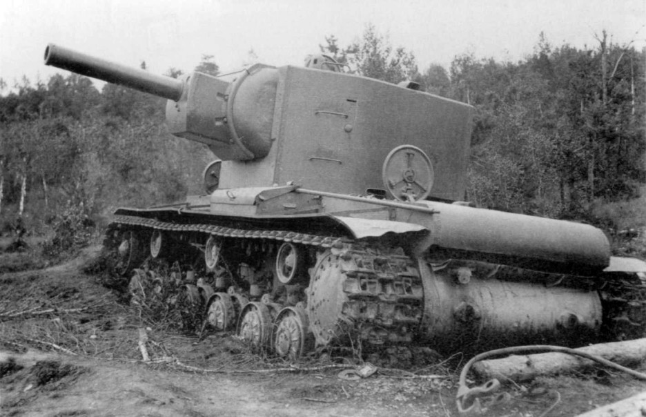 Armour force / Panssaroitu voima : Lonely KV-2