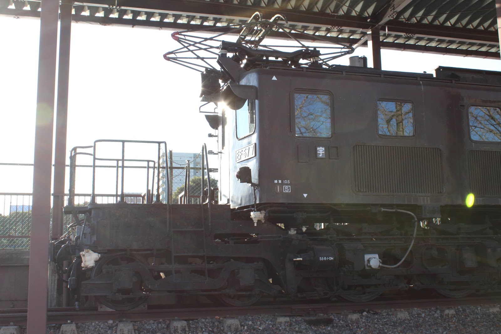 ハマちどり写真帖: 【宇】EF57 7保存機