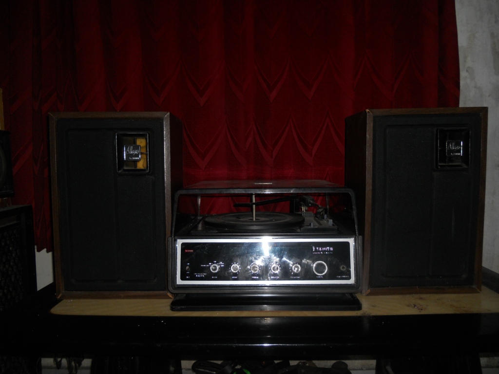 Zenith Amp Speakers at Isabel Baldwin blog