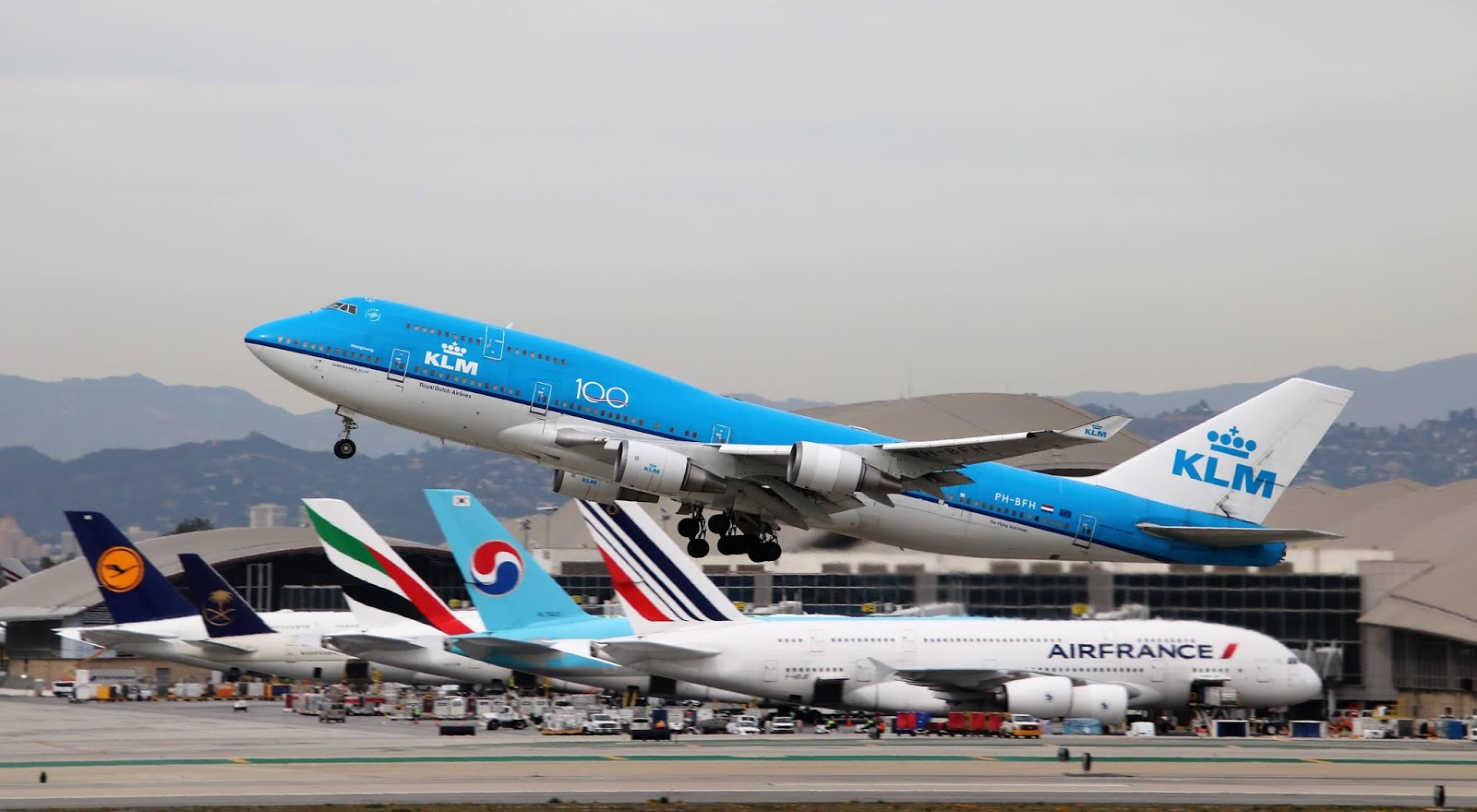 B M B Photography: KLM / Pan Am incident - 43 Yrs on