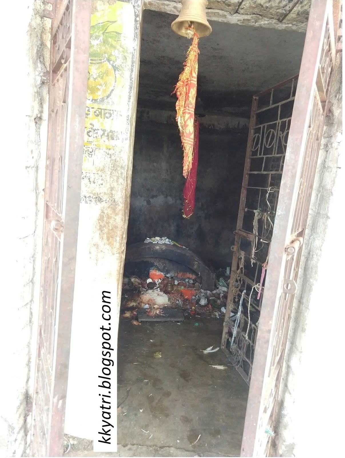 My Journey to Religious Places: Khutta Baba Mandir and The Tenughat Dam