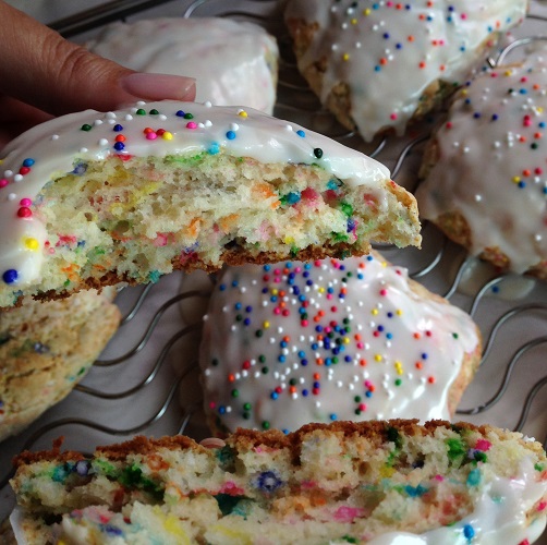 Food Pusher: Cake Mix Scones