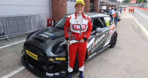 Speedqueens: Sarah Moore