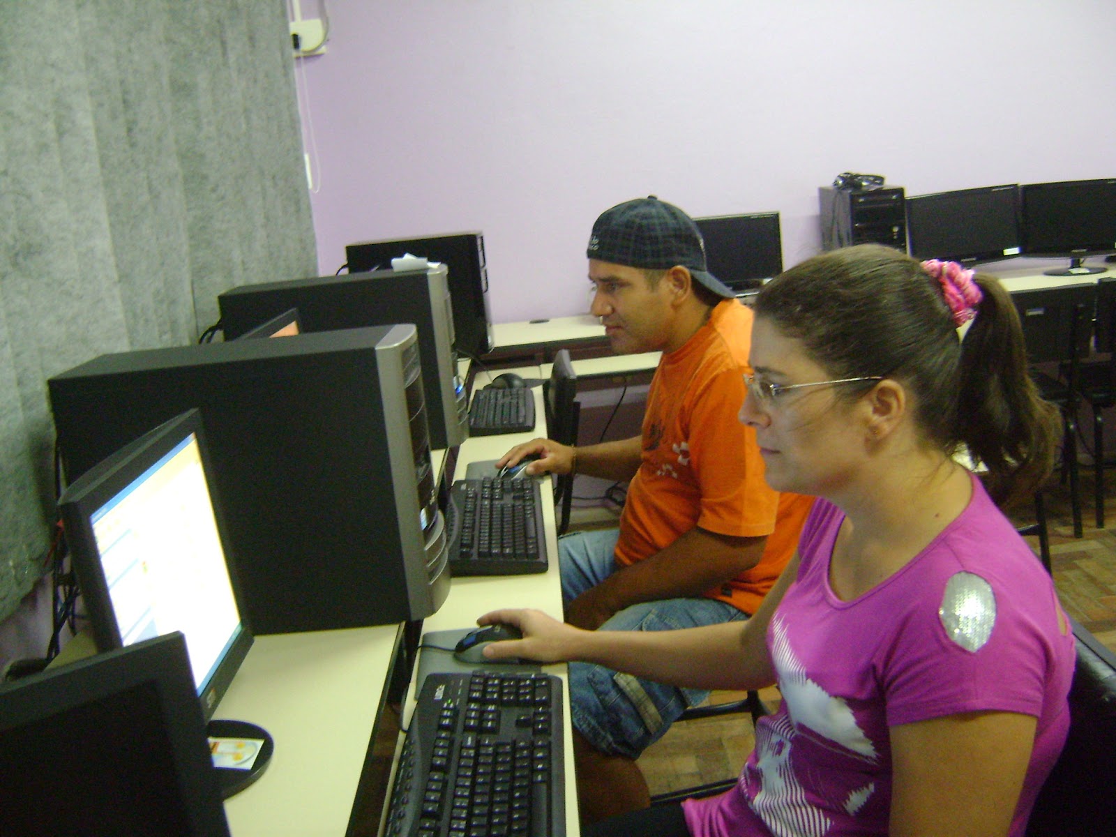 EMEF Duque de Caxias: Curso básico de informática