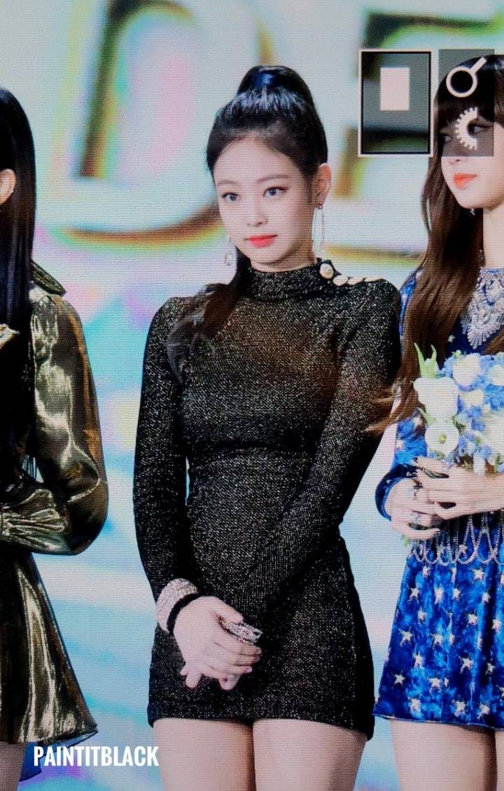 JENNIE'S FIGURE 🔥🔥🔥 - BlackPinkbuzz