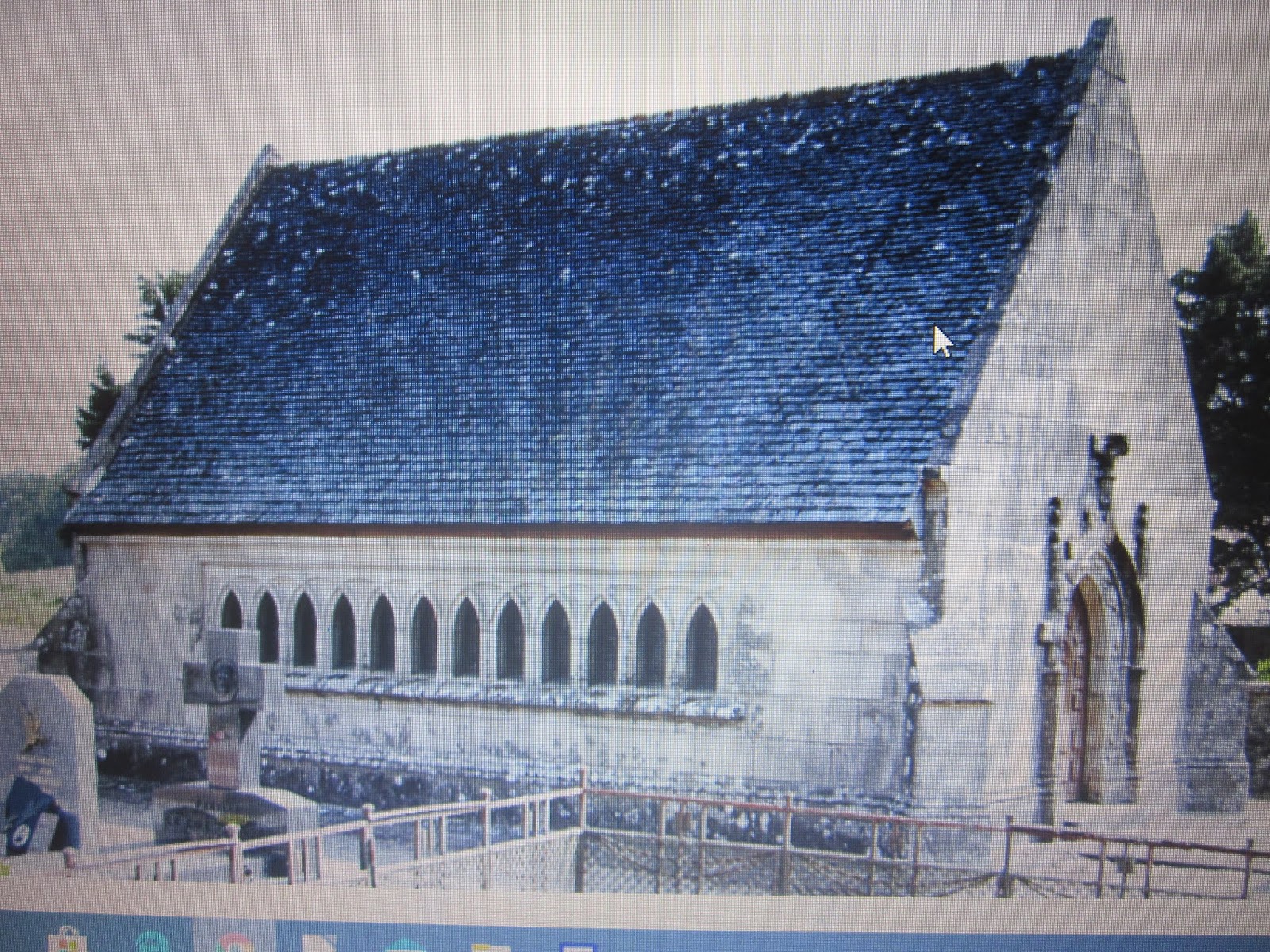 brittany: the mirror of landscape: Bretons: Mai Le Manac'h, Lady Mond