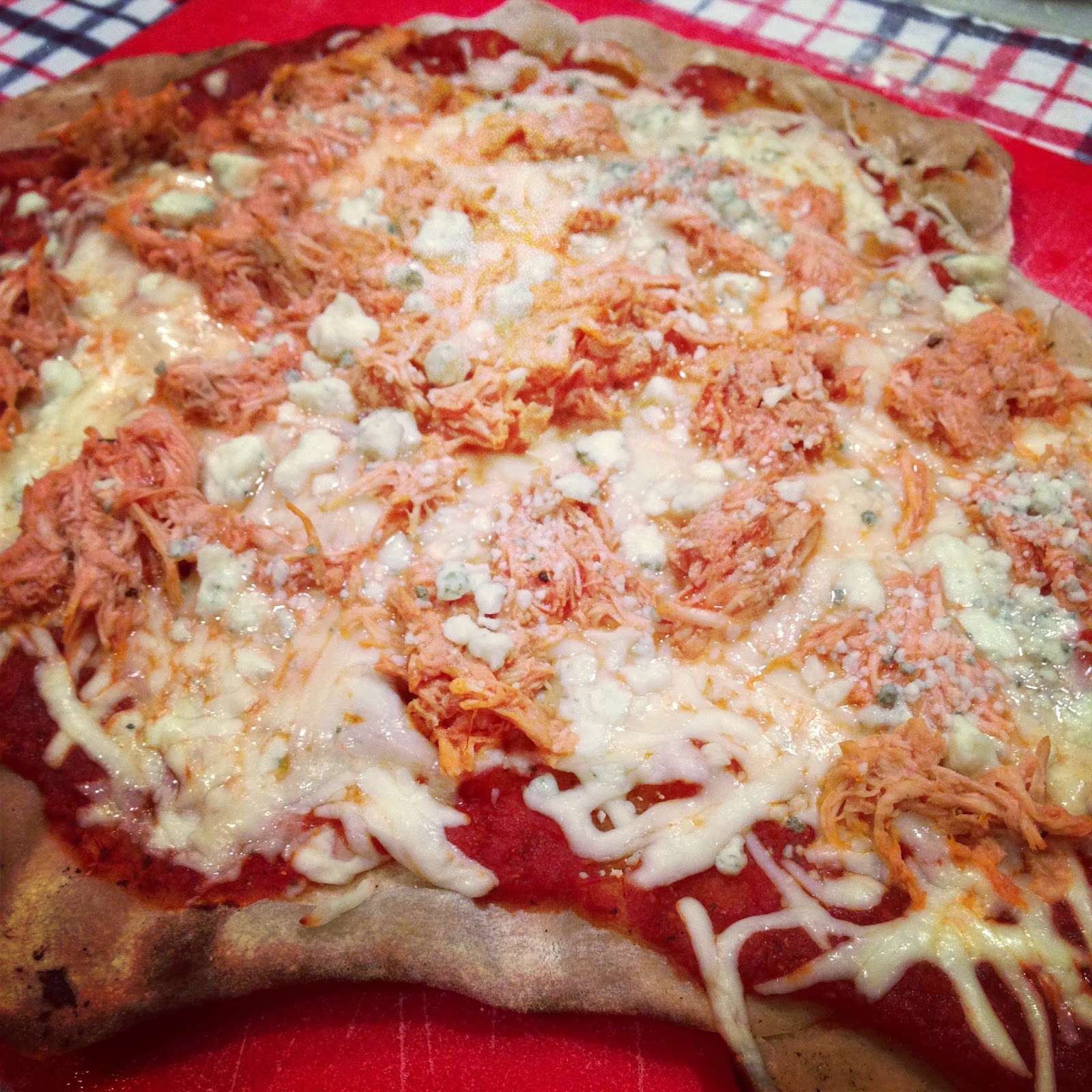 Grilled Buffalo Chicken Pizza {Recipe} | Confessions of a Stay-At-Home Mom