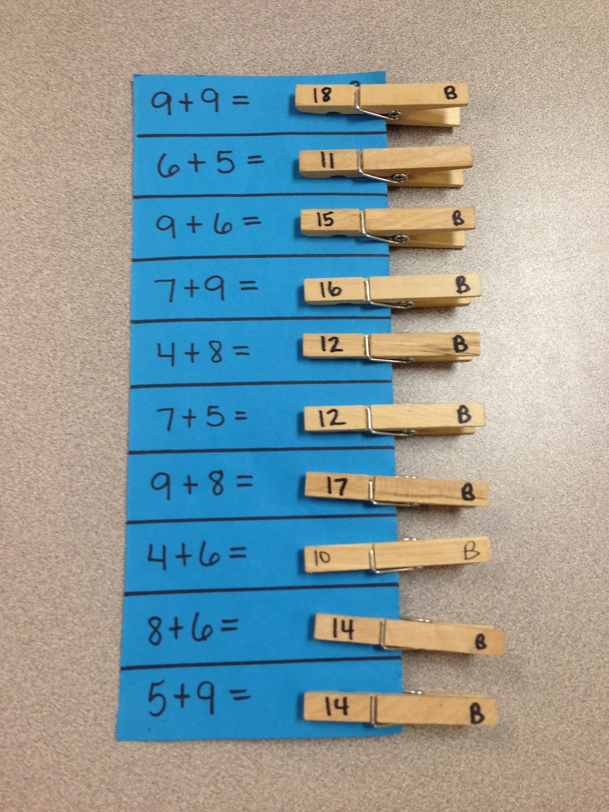 Tales of a First Grade Techie: Self-Checking Clothespin Centers
