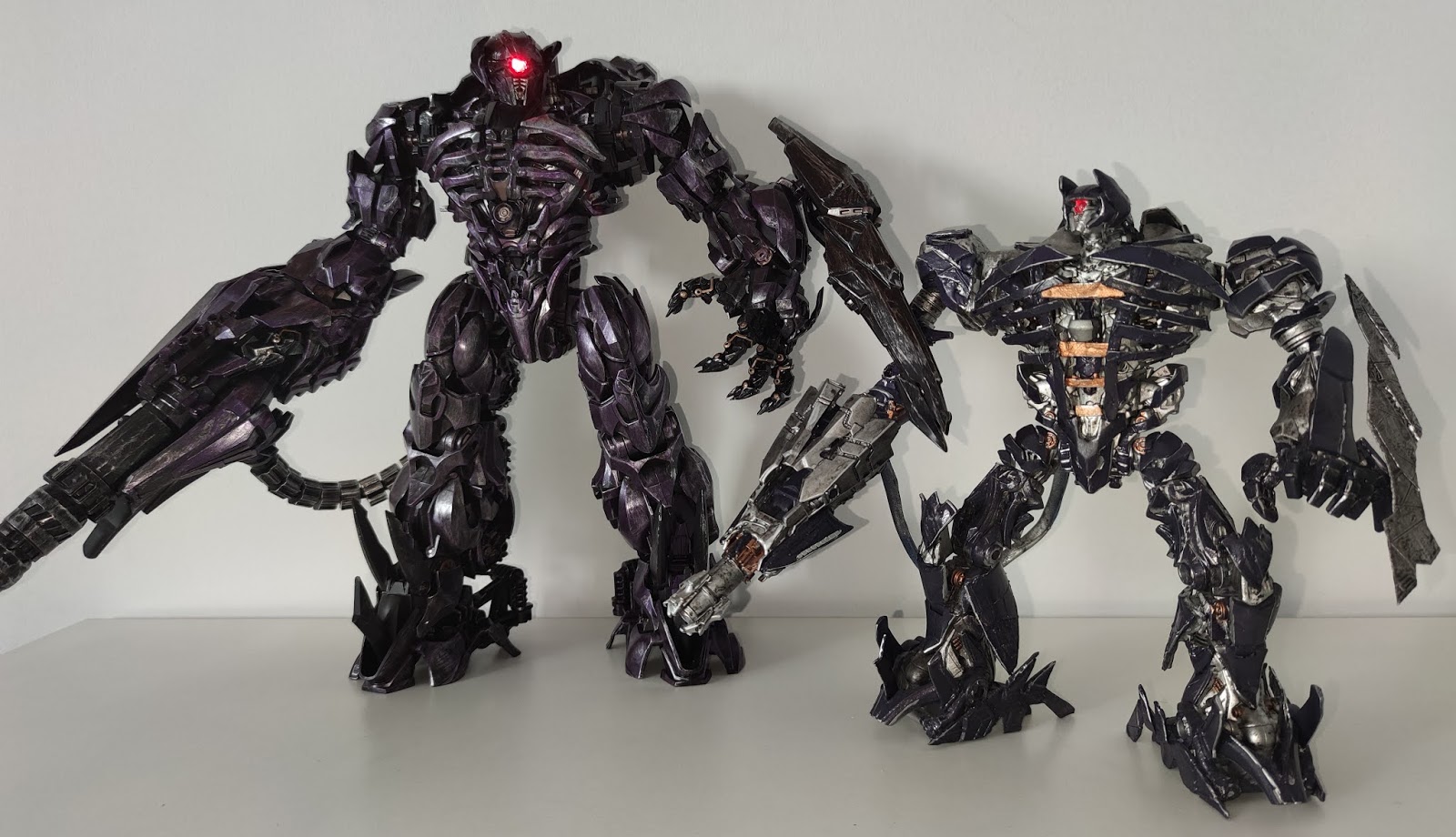 Transformers Yetmodark: SHOCKWAVE O ZEUS TOYS ZS01