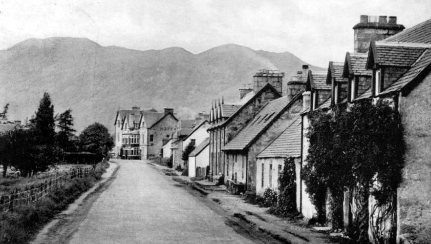 Tour Scotland: Old Photographs Newtonmore Scotland