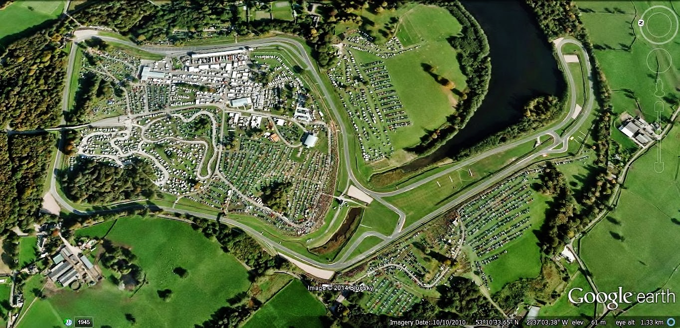 Ferraris and Other Things: Knickerbrook, Oulton Park