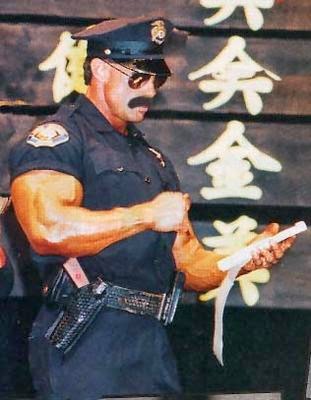 Worldwide Bodybuilders: Moustached/bearded bulls