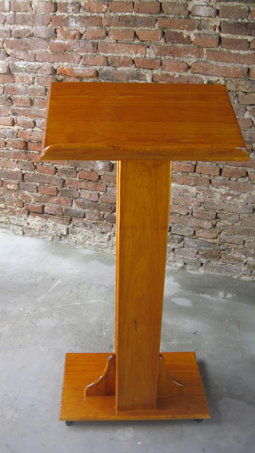 Artesano Jose: PULPITO EN MADERA LAQUEADA