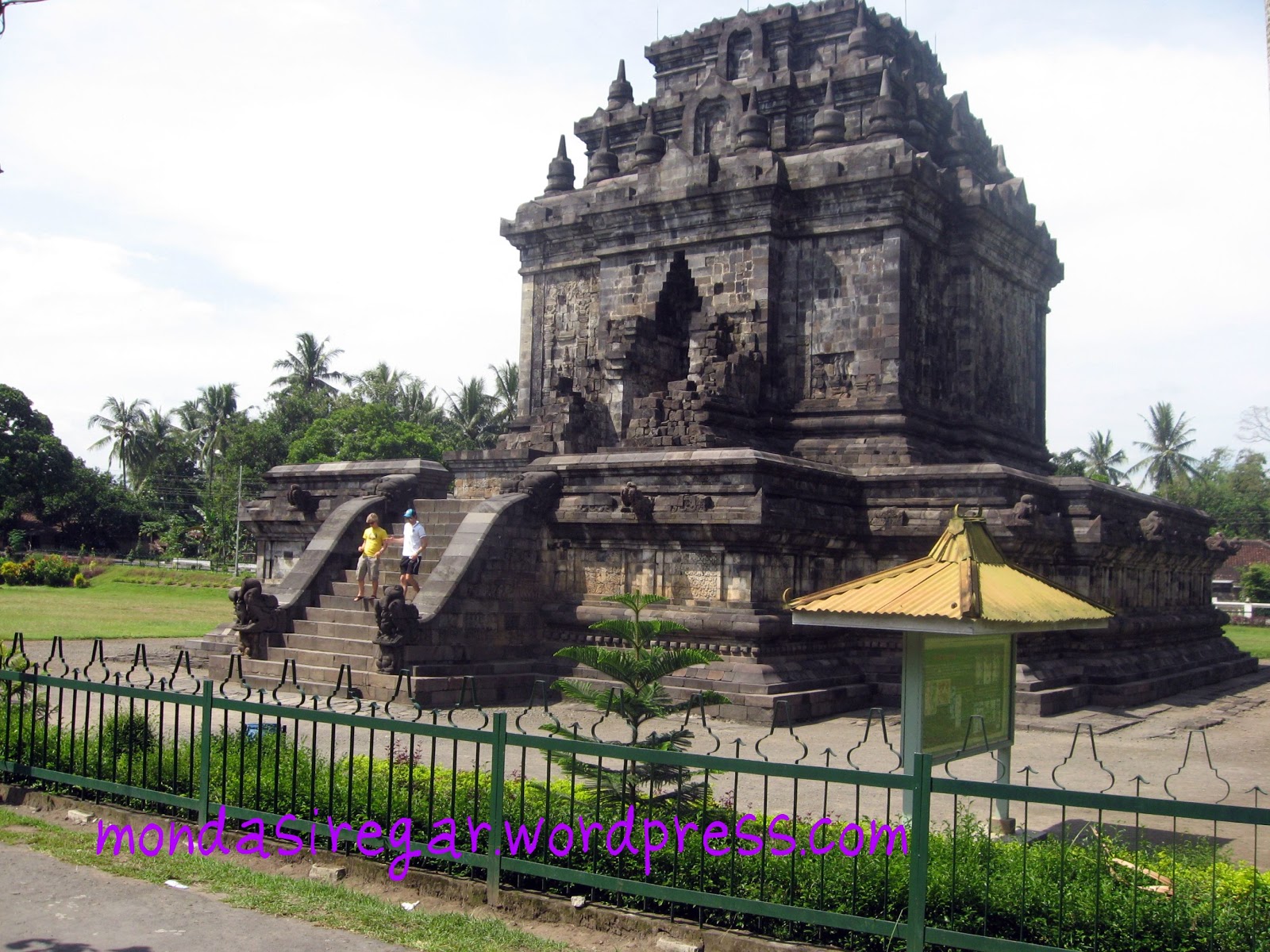 Indonesia Tourism Object: Mendut and Ngawen temple