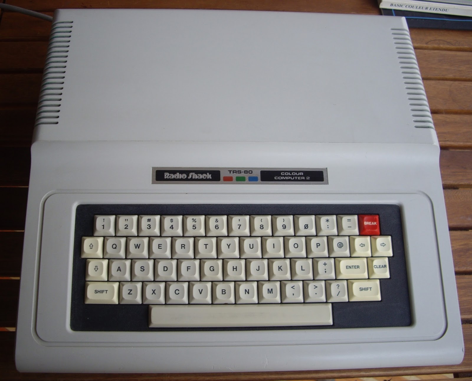Retro Ordenadores Orty: Ordenador TRS-80 Color Computer 2 (Co-Co 2 ...