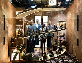 RetailStoreWindows.com: Etro, London