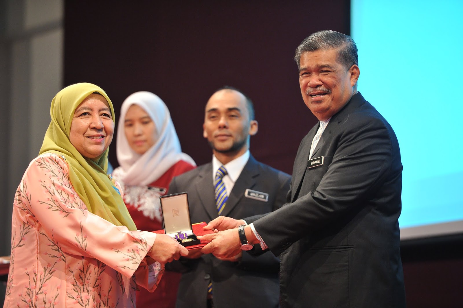 .: MAJLIS ANUGERAH PERKHIDMATAN CEMERLANG 2019 .: MAJLIS ANUGERAH PERKHIDMATAN CEMERLANG 2019