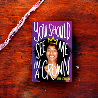 Reseña: You Should See Me in a Crown - Cosmos Literario