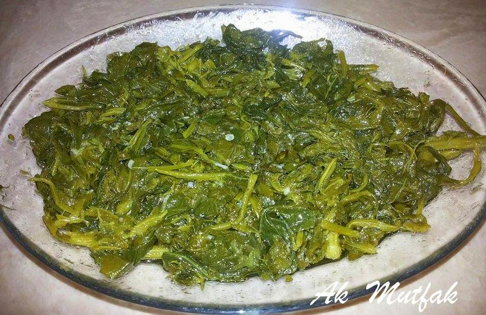 Ülkemizden ve Uzak Doğudan Nefis Yemek Tarifleri: Hardal Otu Salatası