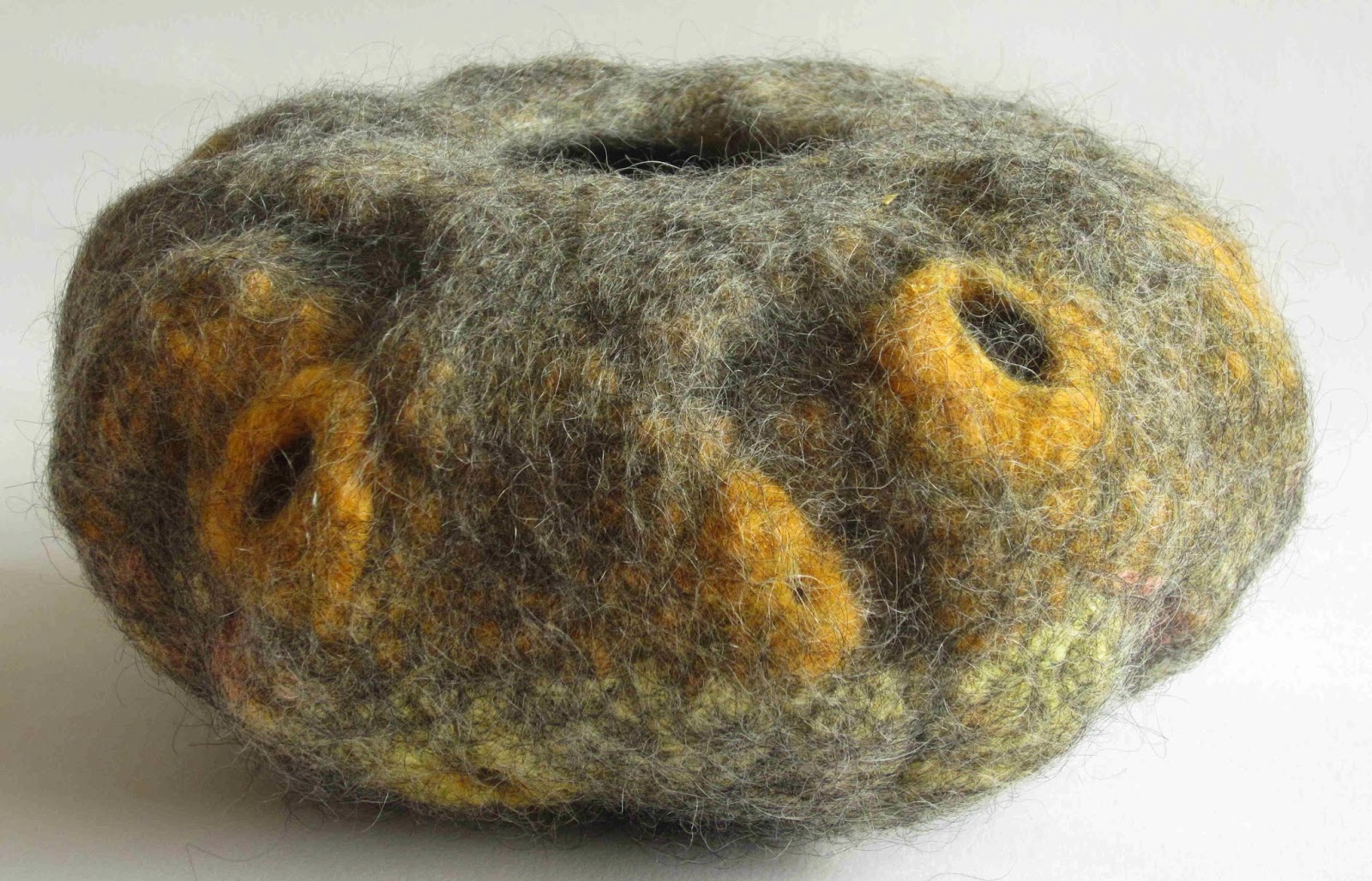 Teri Berry Creations: Felt Pods