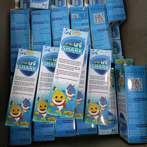 XỊT MŨI UNI SHARK GIẢM SỔ MŨI NGĂN NGỪA VIÊM XOANG 70ML - CHỢ ĐIỆN TỬ