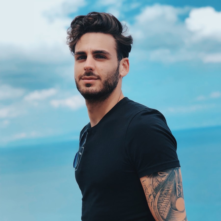 Eolie news: Per Alberto Urso, dal 27 Maggio, l' instore tour per l ...