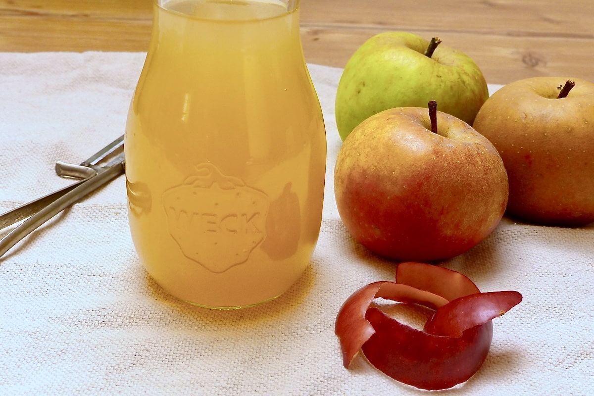 Onlineoma: Apfelessig selber machen: Einfaches und gelingsicheres Rezept