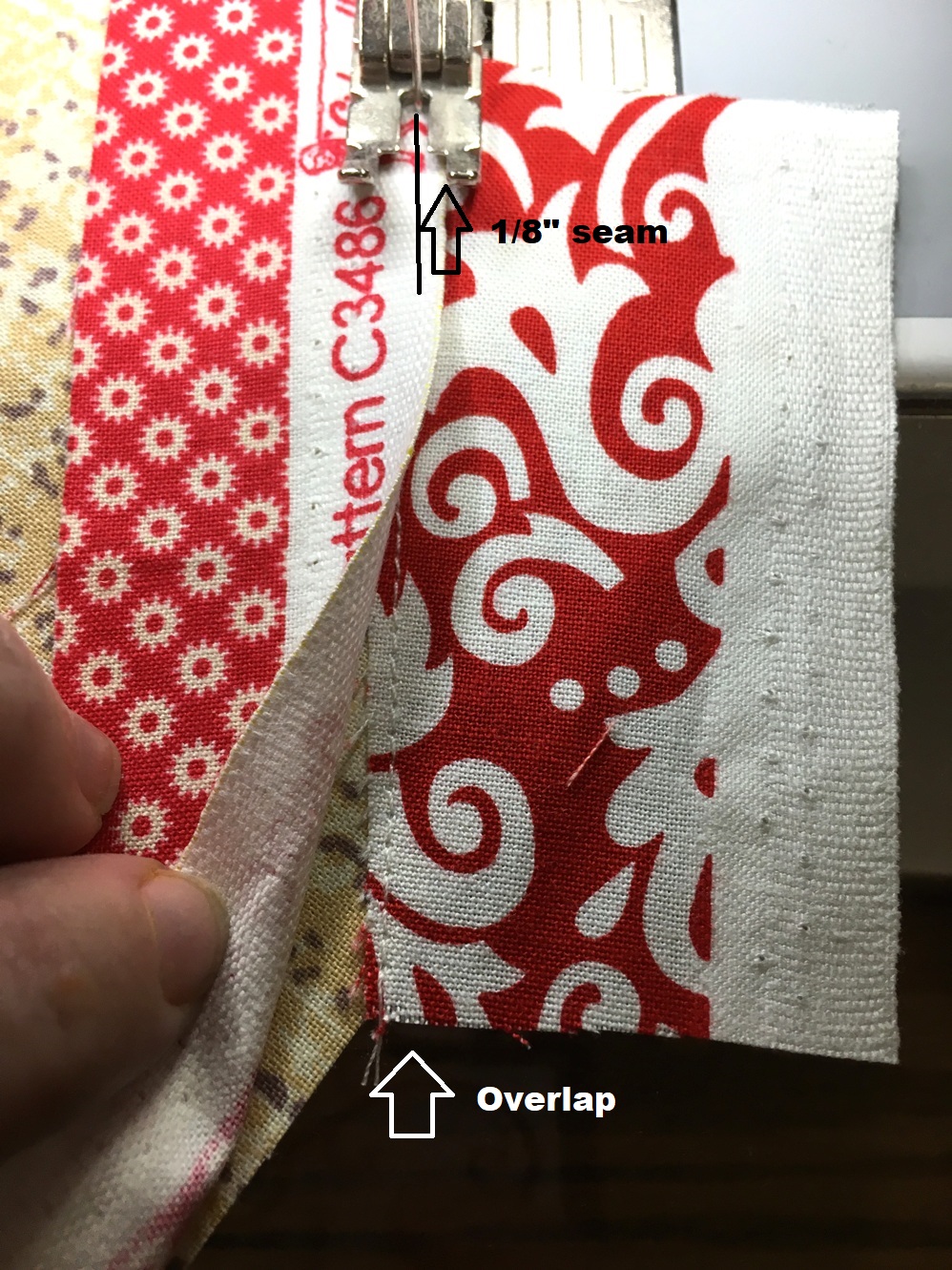 Happy Quilting: Sewing with Selvages Tutorial
