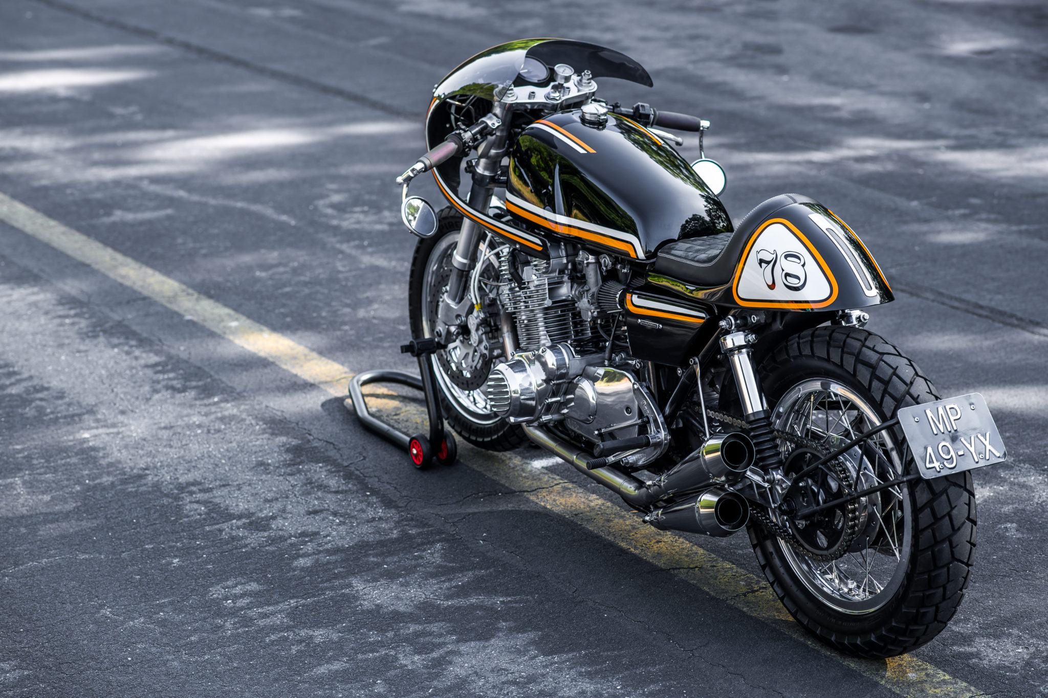 Suzuki GS750 Classic Racer - RocketGarage - Cafe Racer Magazine
